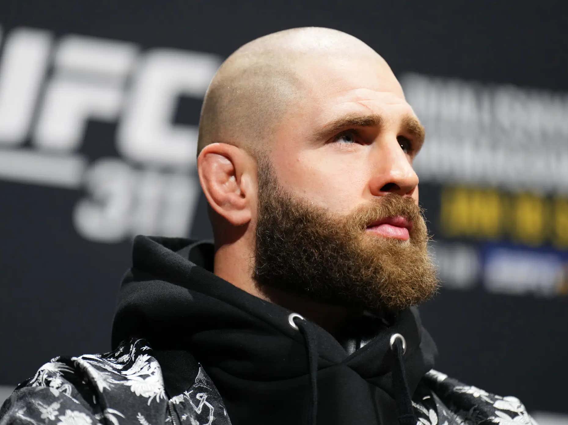UFC Light Heavyweight Jiri Prochazka Shaved His Head In Solidarity With ...