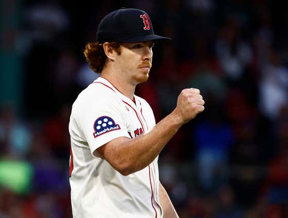 In a Hilarious Turn Of Events, The Dad Of Red Sox Rookie Hunter Dobbins ...