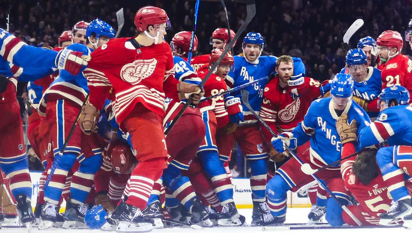 A Bench Clearing Brawl Broke Out at MSG Last Night After The Red Wings ...