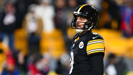 It Wasn't a Pretty Night For Aaron Rodgers, In What Could Very Well ...