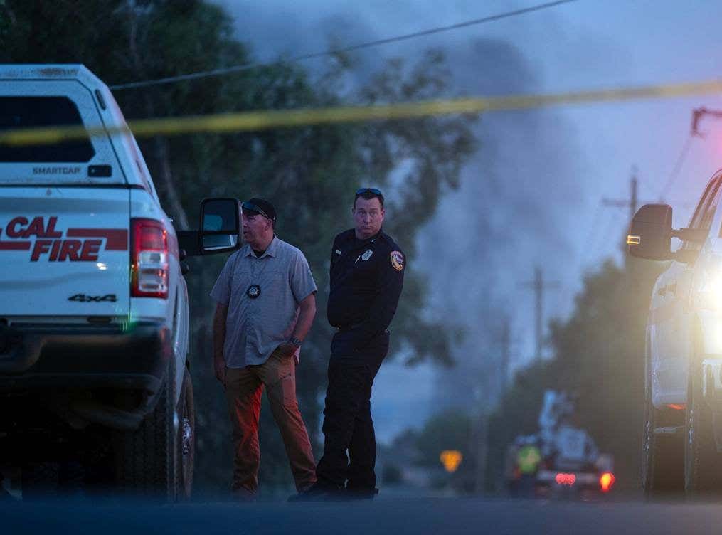 Holy Shit – Video of an Entire Fireworks Warehouse in California ...
