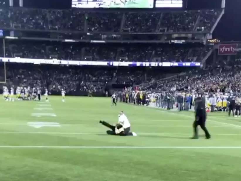 Raiders Fan Decides It's a Swell Idea To Go To Jail For Running on the ...