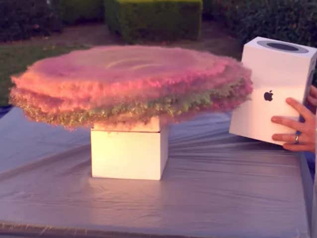 Ex-NASA Engineer Creates An Incredibly Elaborate Glitter Bomb To Get ...