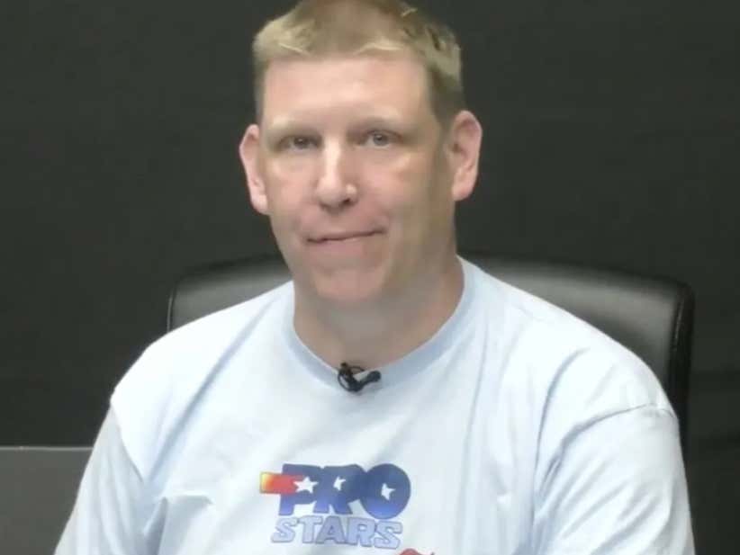 Episode 12 of Walk The Line with Brandon Walker | Barstool Sports